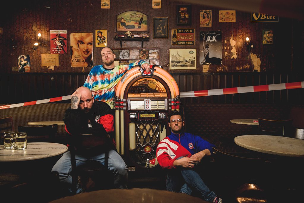 AUT of ORDA | töchtersöhne